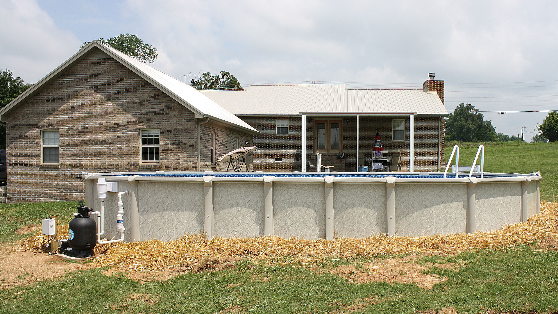 clearwater_above-ground_c - Clearwater Pool & Spa LLC